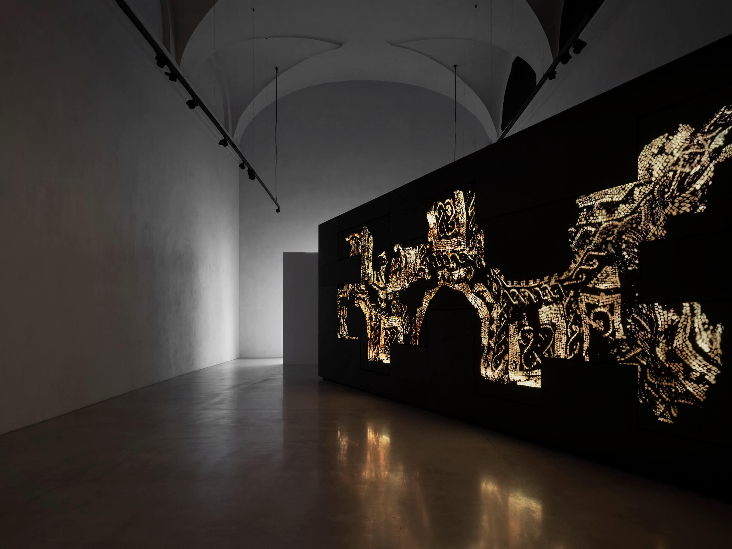 Plessi. Nero Oro - Fondazione Alberto Peruzzo